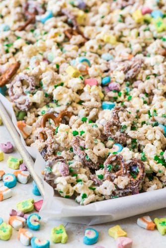 Lucky Charms Snack Mix - House of Nash Eats