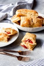 Guava Cream Cheese Cuban Pastries (Pastelitos de Guayaba y Queso ...