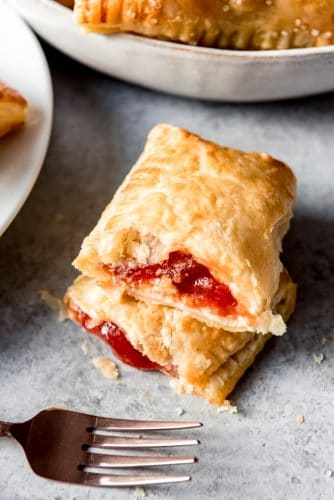 Guava Cream Cheese Cuban Pastries (Pastelitos de Guayaba y Queso ...