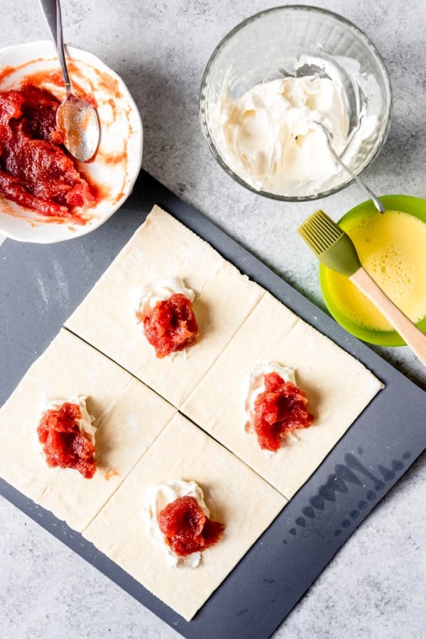Guava Cream Cheese Cuban Pastries (Pastelitos de Guayaba y Queso ...