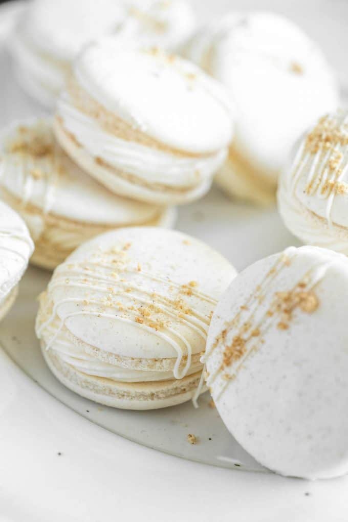 Apple Pie Macarons - House of Nash Eats