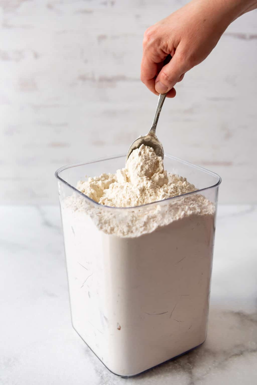 How to Measure Baking Ingredients Correctly - House of Nash Eats