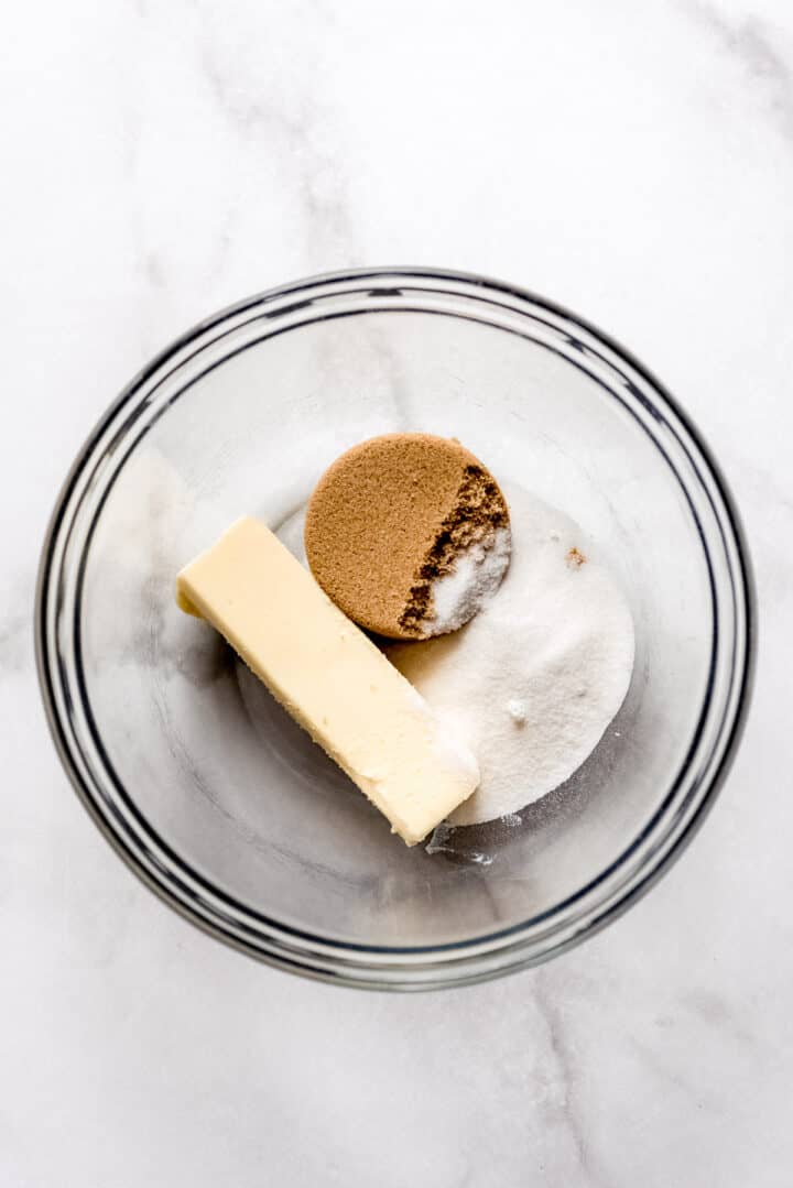 How to Measure Baking Ingredients Correctly - House of Nash Eats