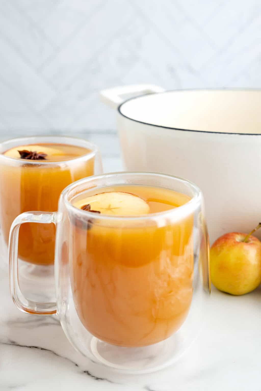 Best Wassail Recipe (Traditional Holiday Drink!) - House of Nash Eats