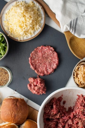 Juicy Lucy Burger Recipe (Cheese on the Inside!) - House of Nash Eats