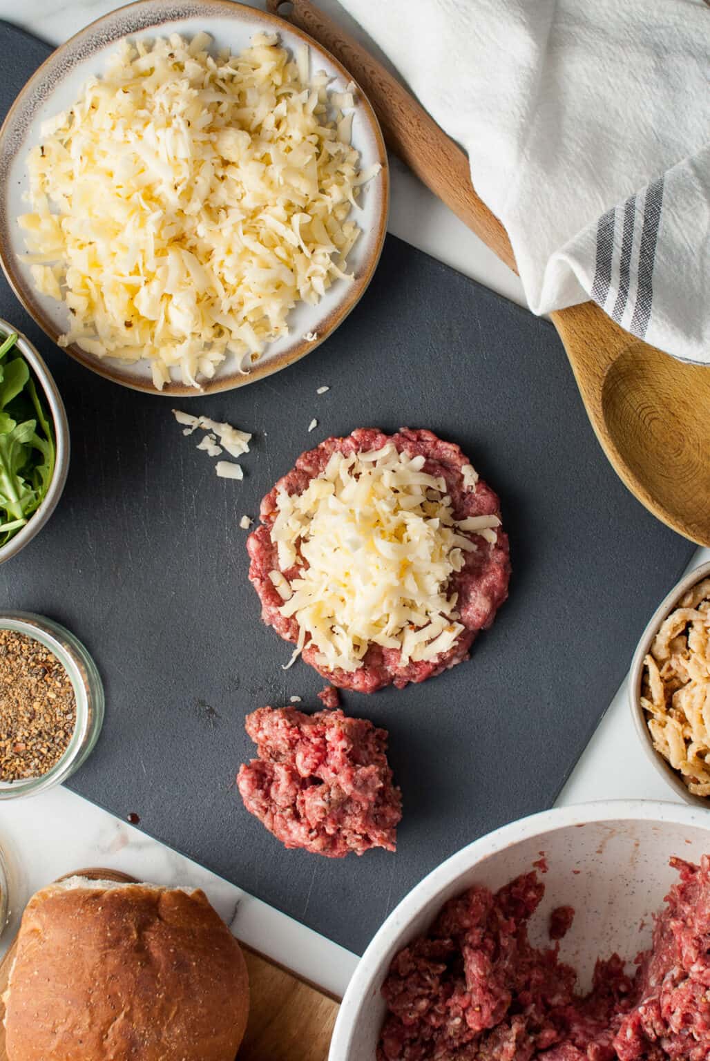 Juicy Lucy Burger Recipe (Cheese on the Inside!) - House of Nash Eats