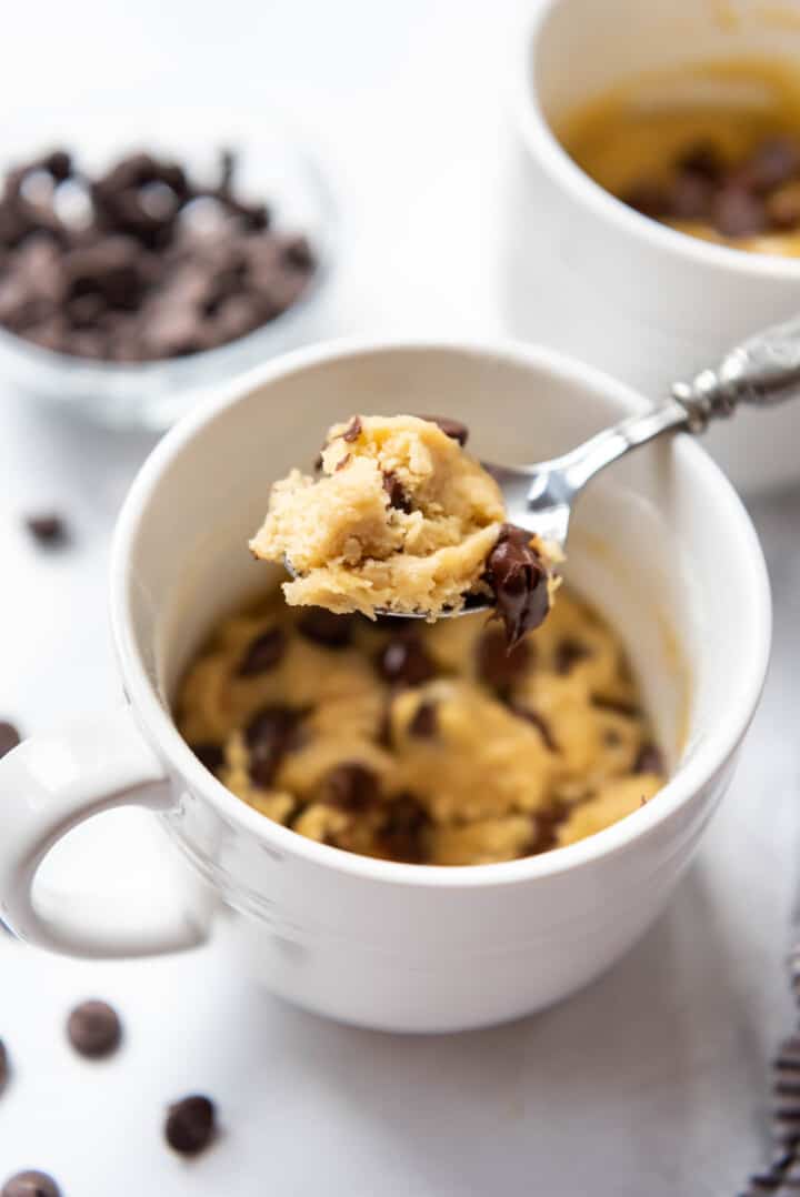 Chocolate Chip Cookie in a Mug - House of Nash Eats