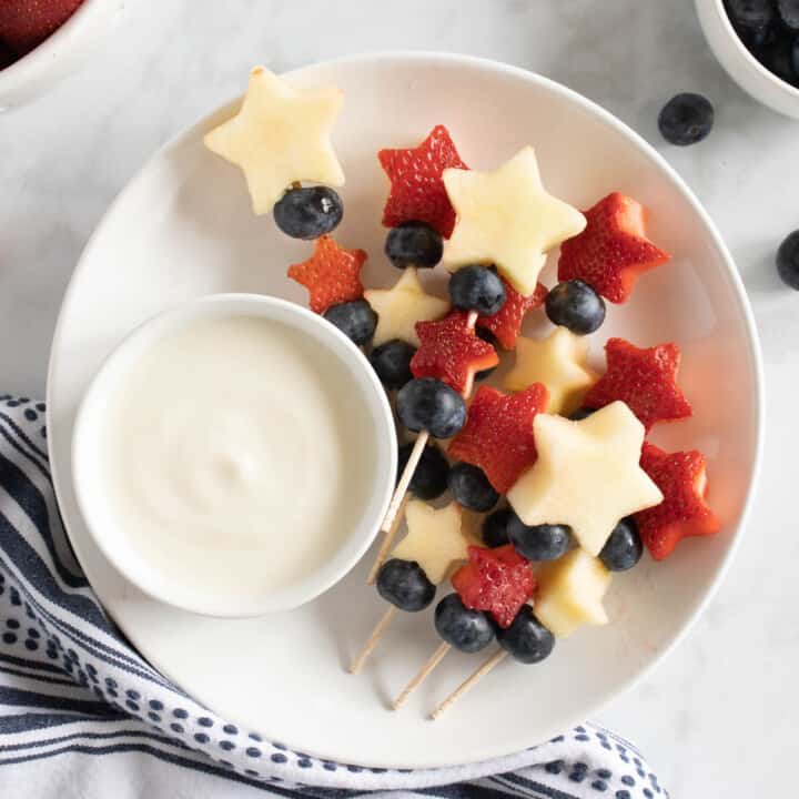 Easy 4th of July Fruit Kabobs with Yogurt Dip - House of Nash Eats