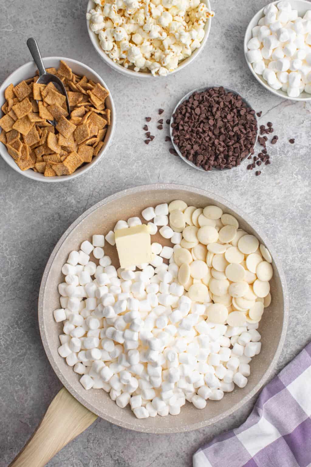 Easy S'mores Popcorn Balls - House of Nash Eats