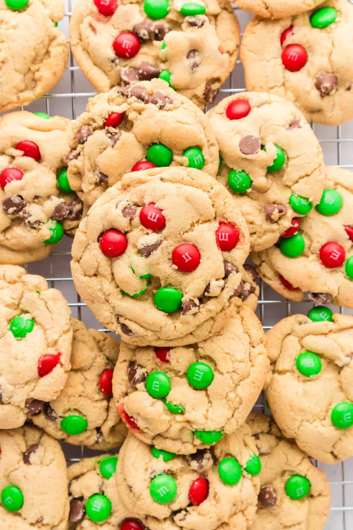 Giant Chocolate Chip Cookie - House of Nash Eats