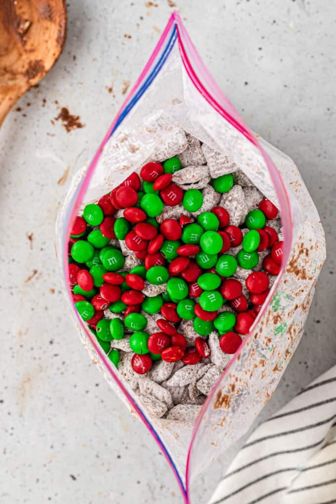 Christmas Puppy Chow - House of Nash Eats
